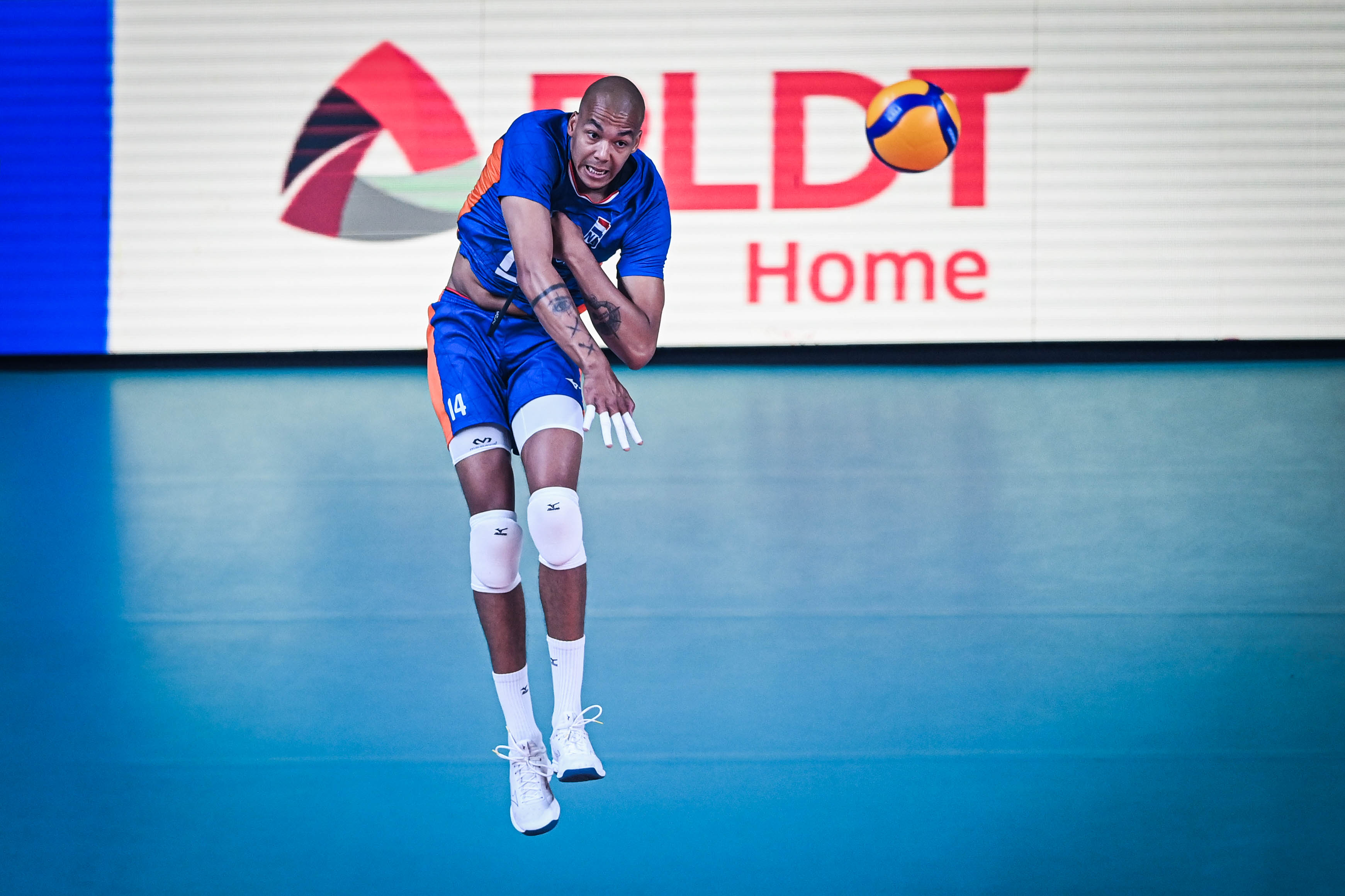 Excellent Nimir key to Dutch progress