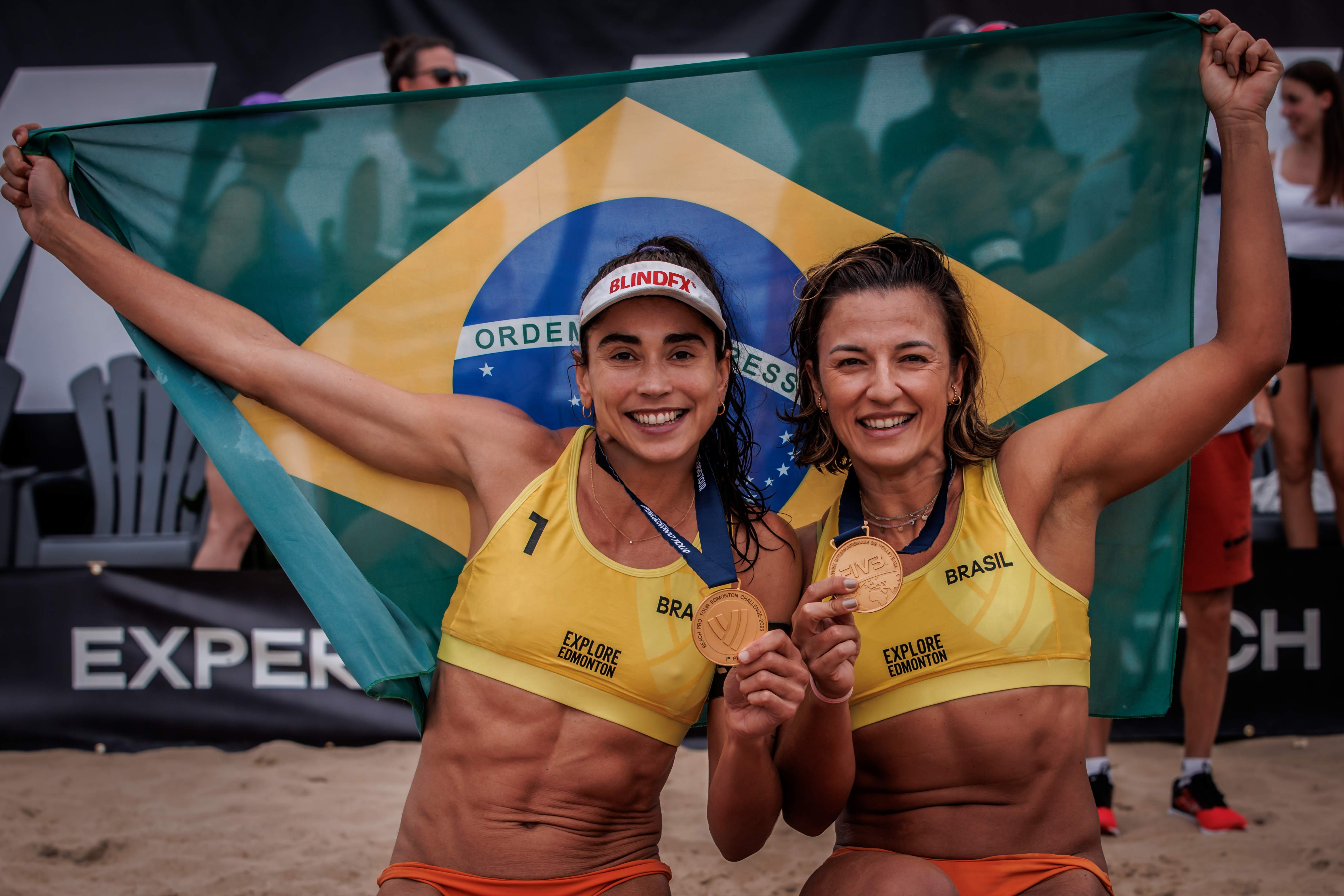 Bárbara and Carol continue on fire and take Edmonton Challenge gold