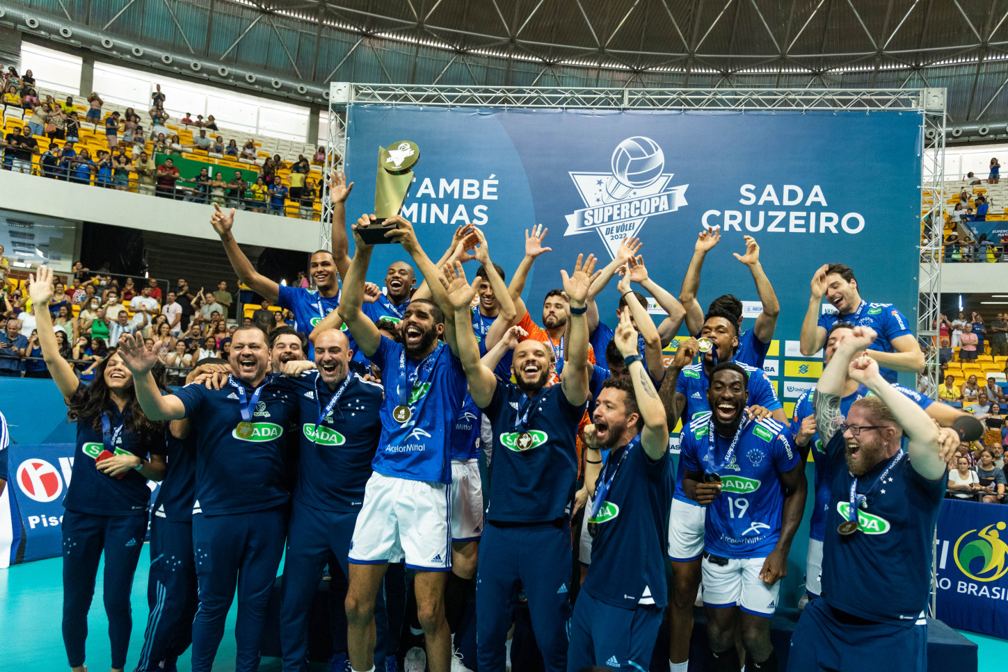 Club world champions Sada Cruzeiro lift fifth Brazilian Supercup trophy