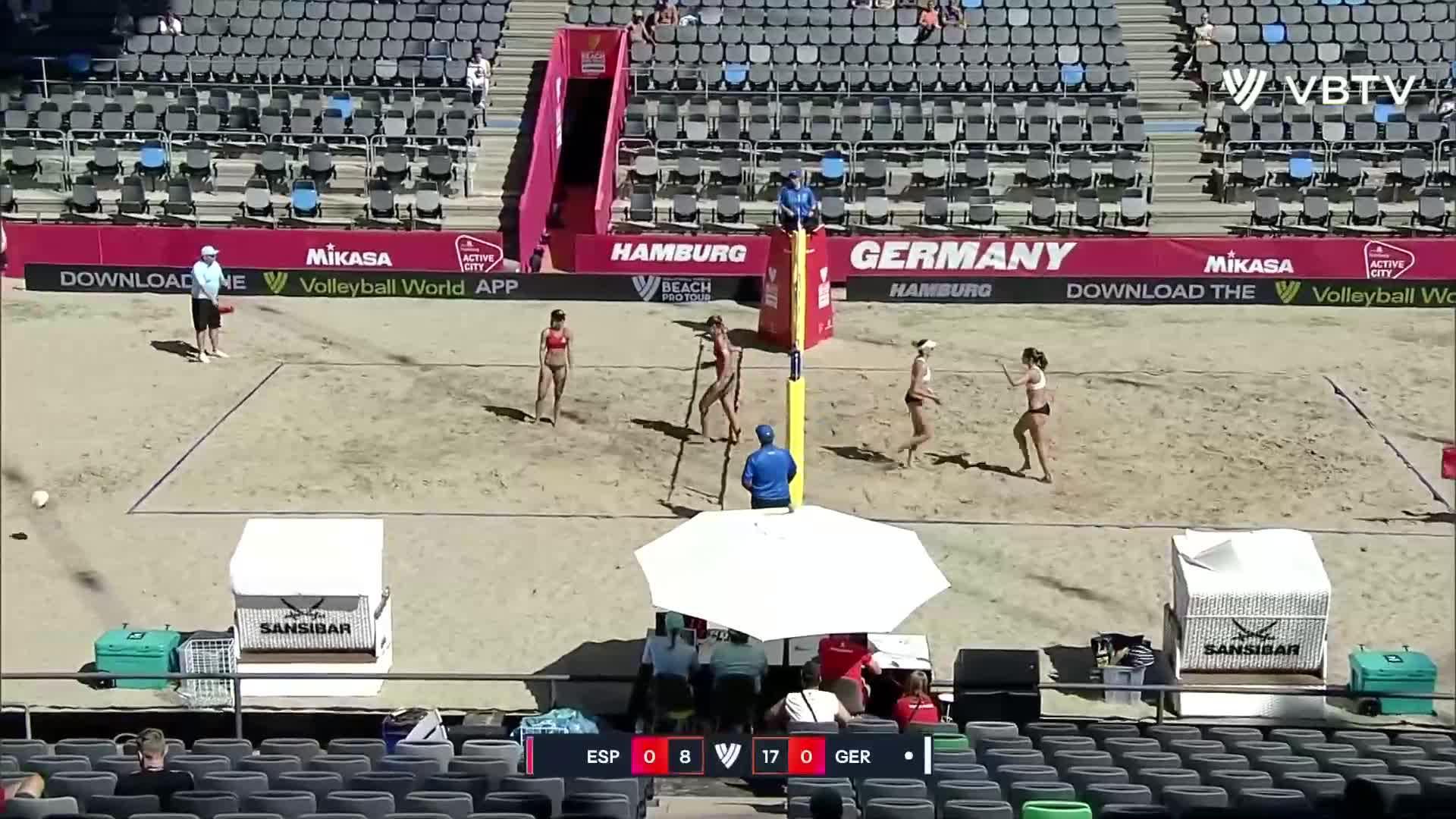 Sarah Schulz Points Made Leader in Carro Lobato vs. Laboureur Schulz ...