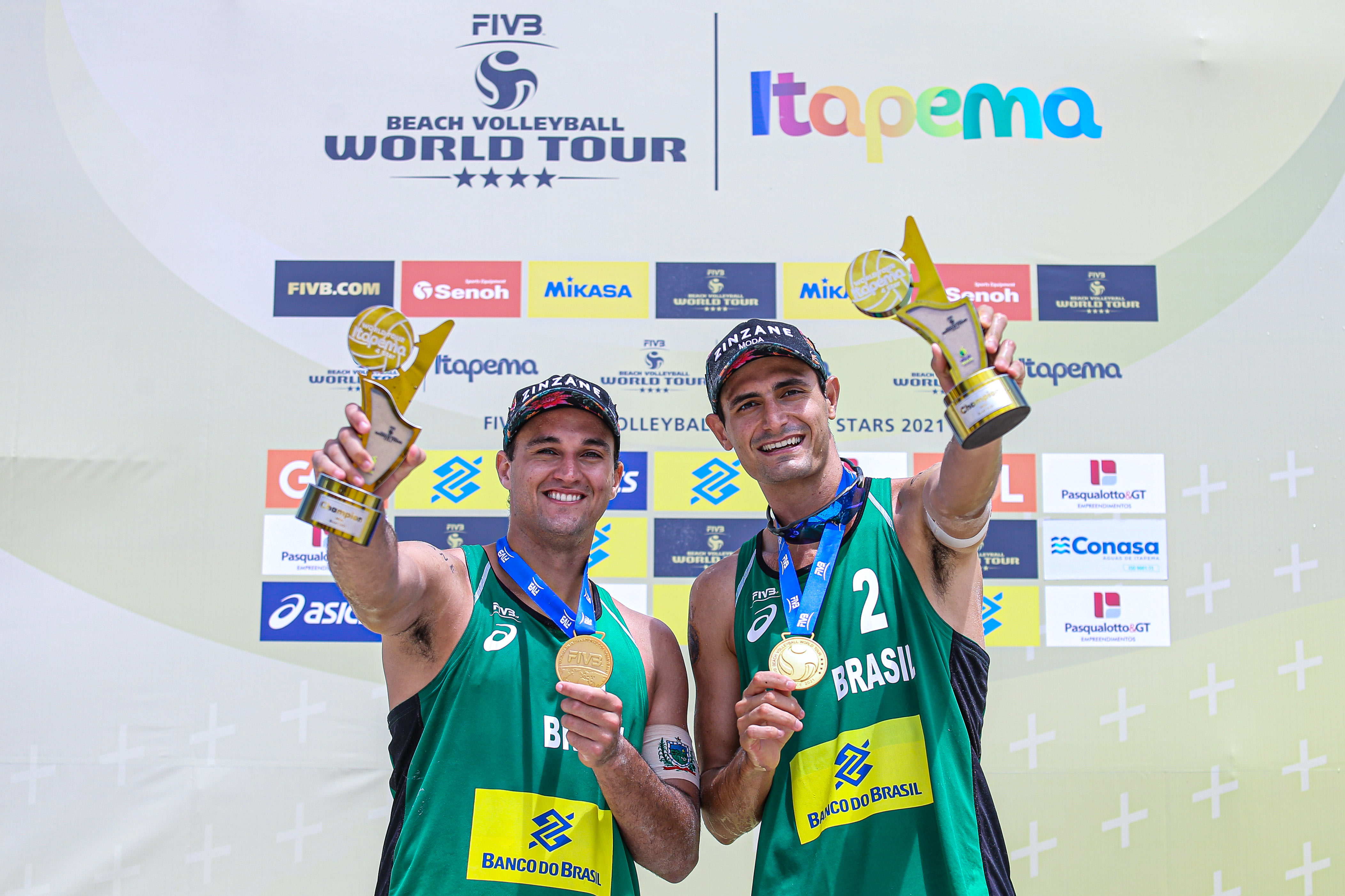 Andre and George take final World Tour gold medal