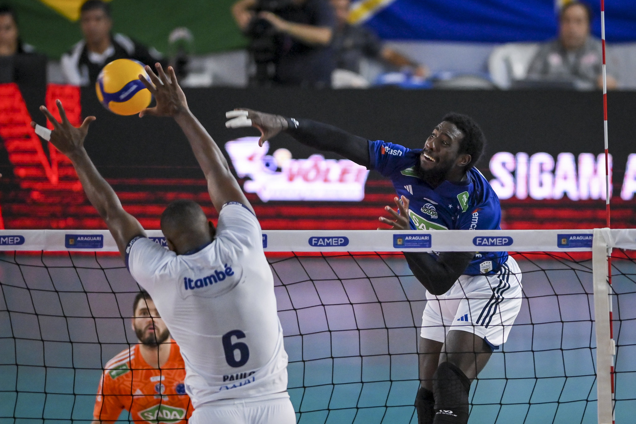 What's On: Your guide to this week's best LIVE matches ...