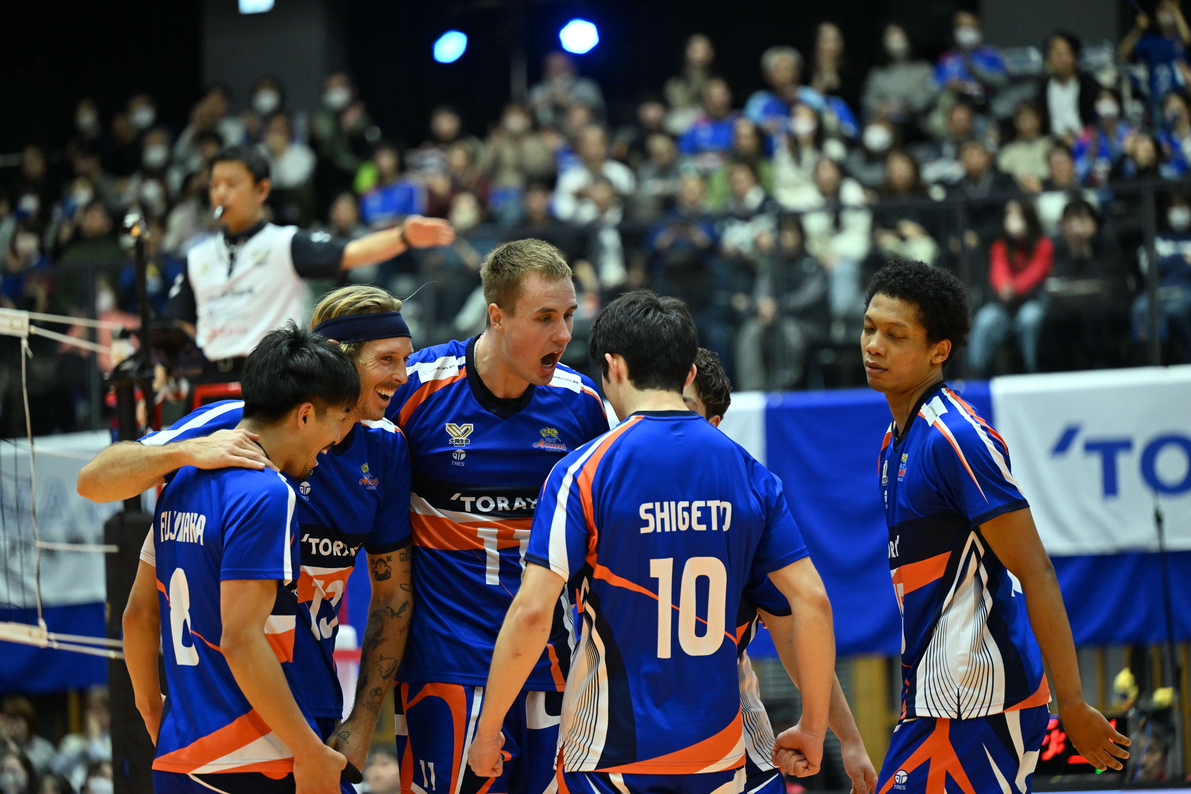 Toray Arrows Shizuoka upset JTEKT Stings Aichi in Japan’s men’s ...