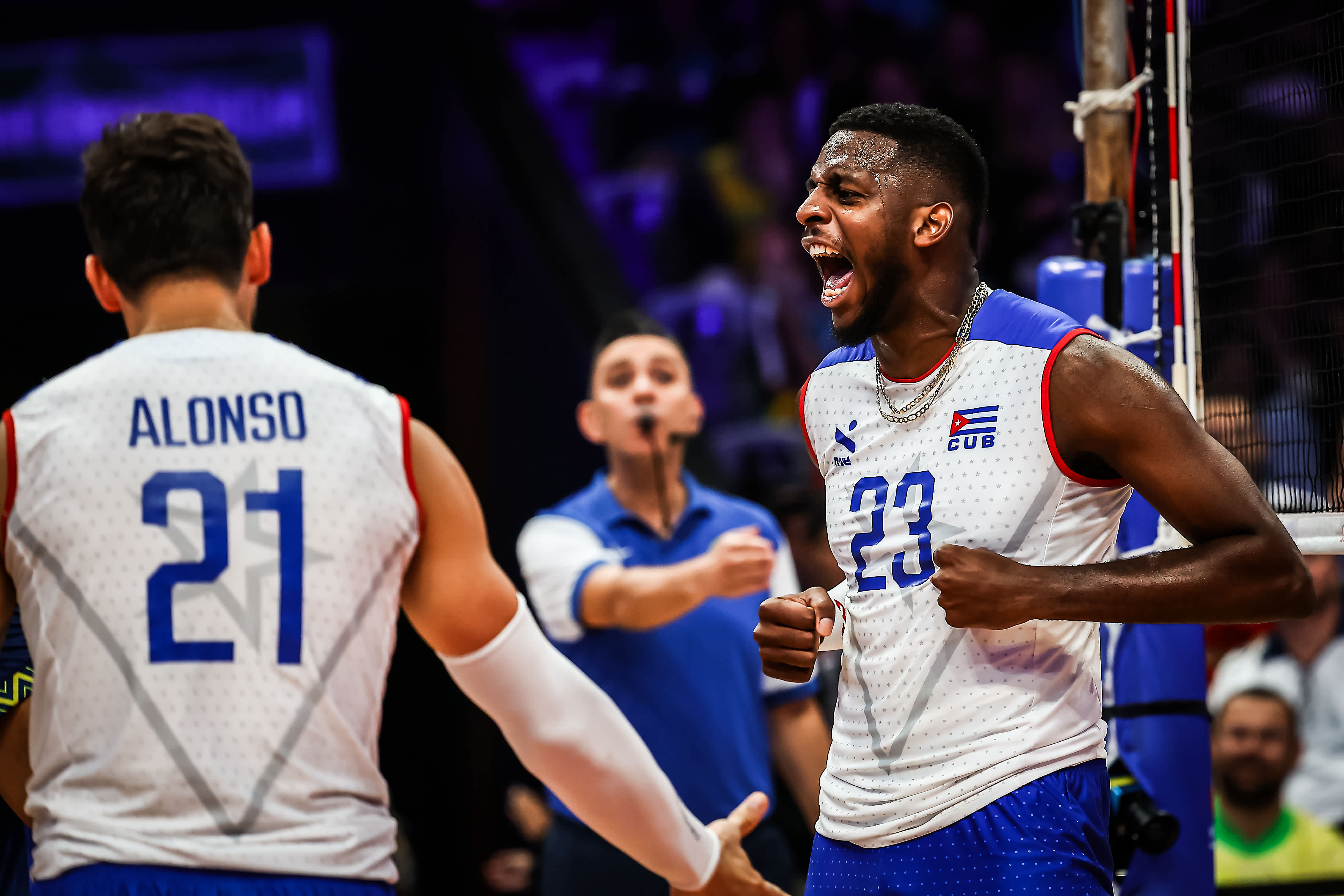 Cuba finish strong to take Brazil down in Rio again