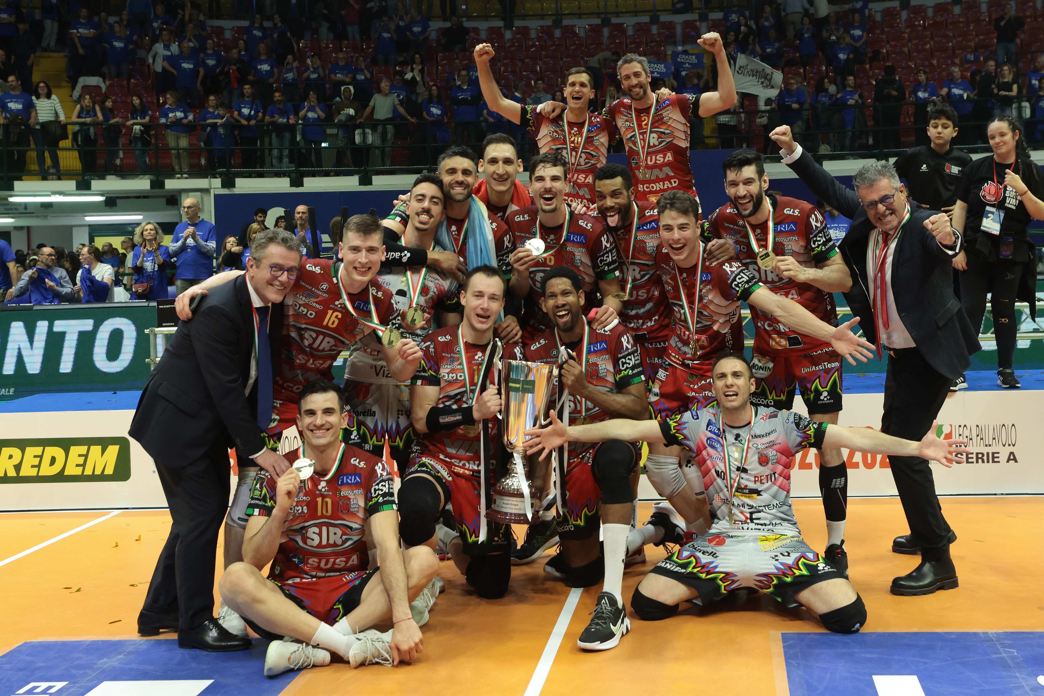 Super Leon inspires Sir to SuperLega title