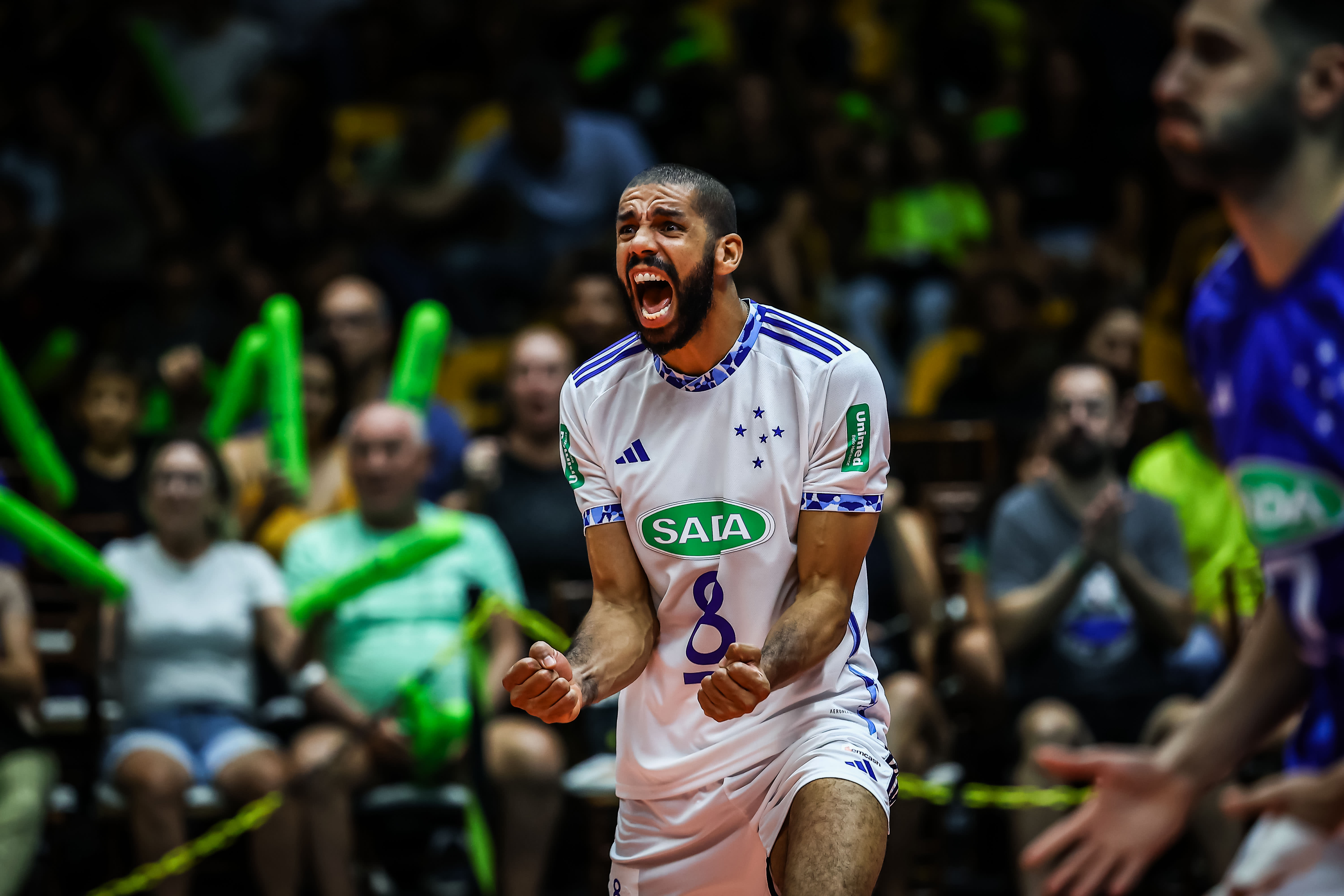 Sada Cruzeiro beat Trentino and remain alive