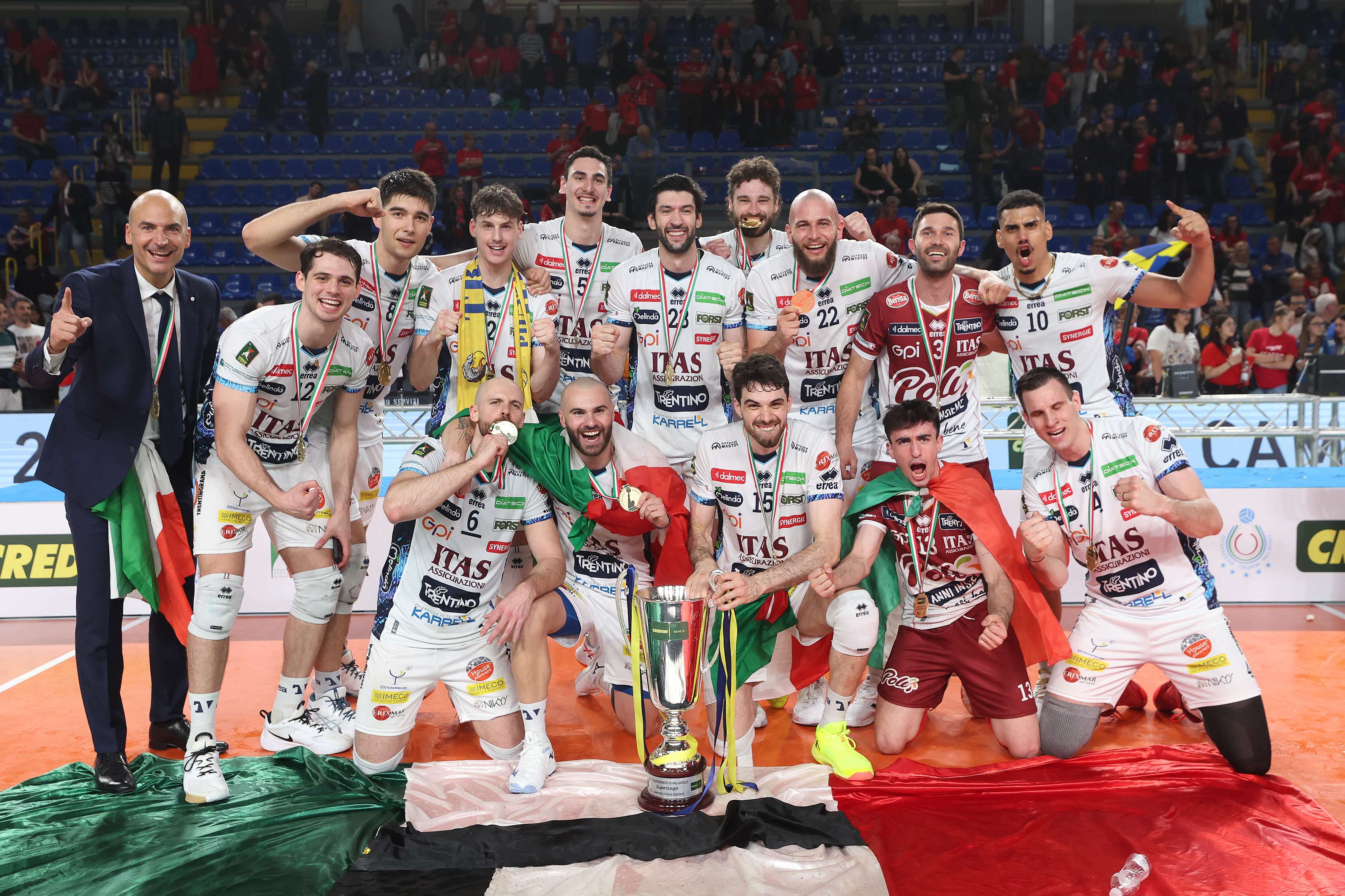 Five-set win crowns Trentino as Italian champions