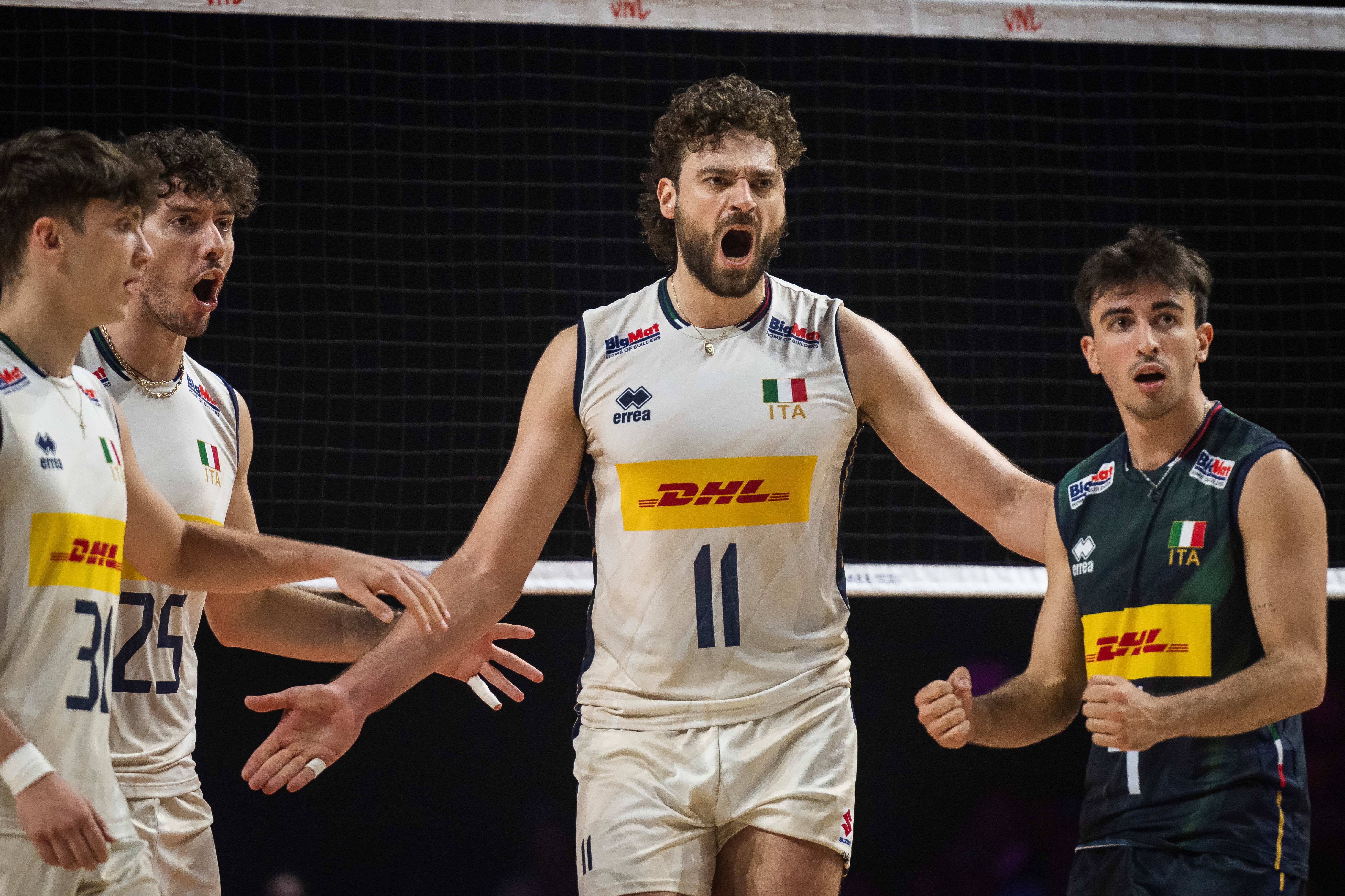 Italy bounce back and end the week in the top three