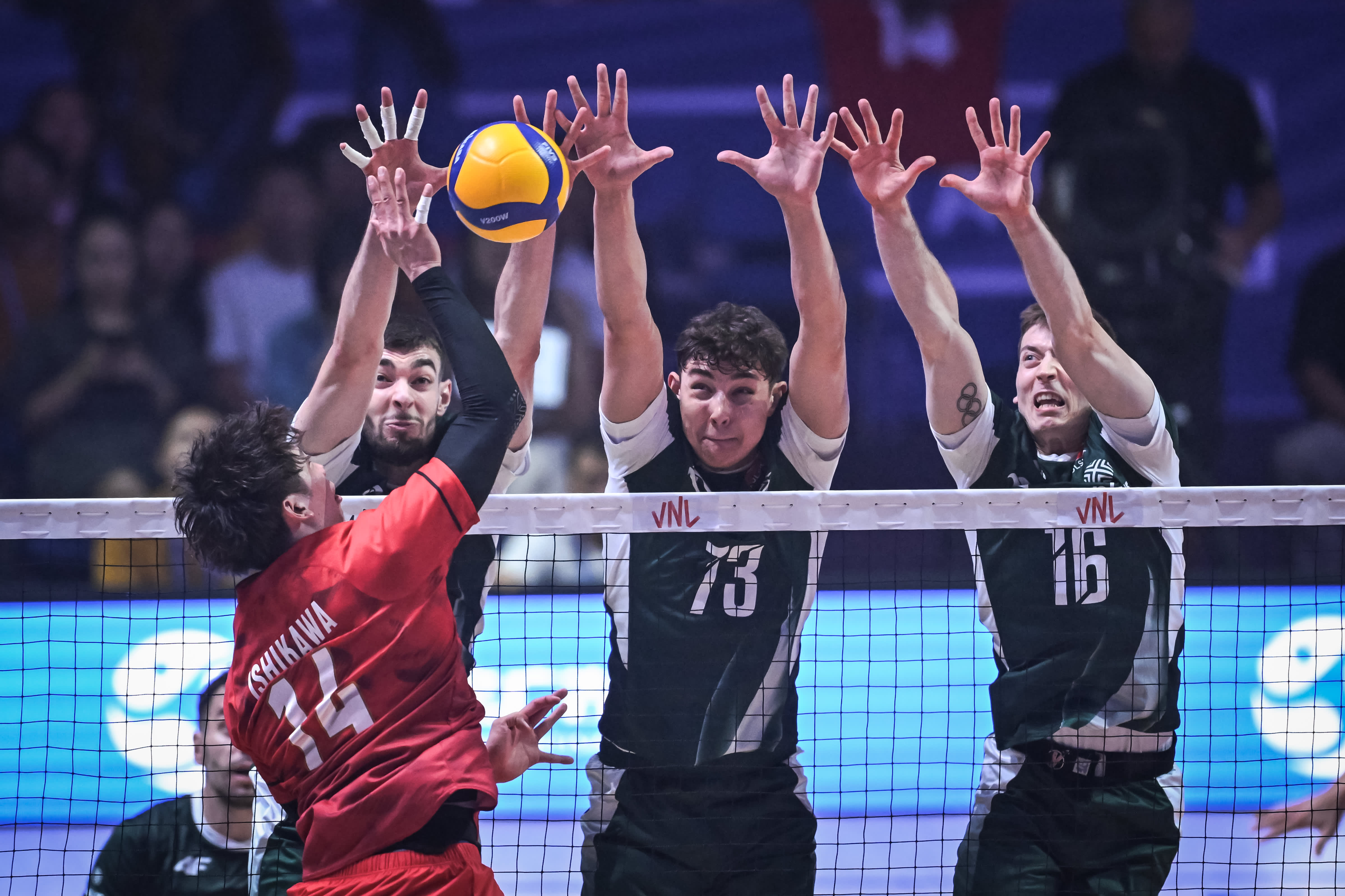 Poland blocks Japan on way to VNL semis
