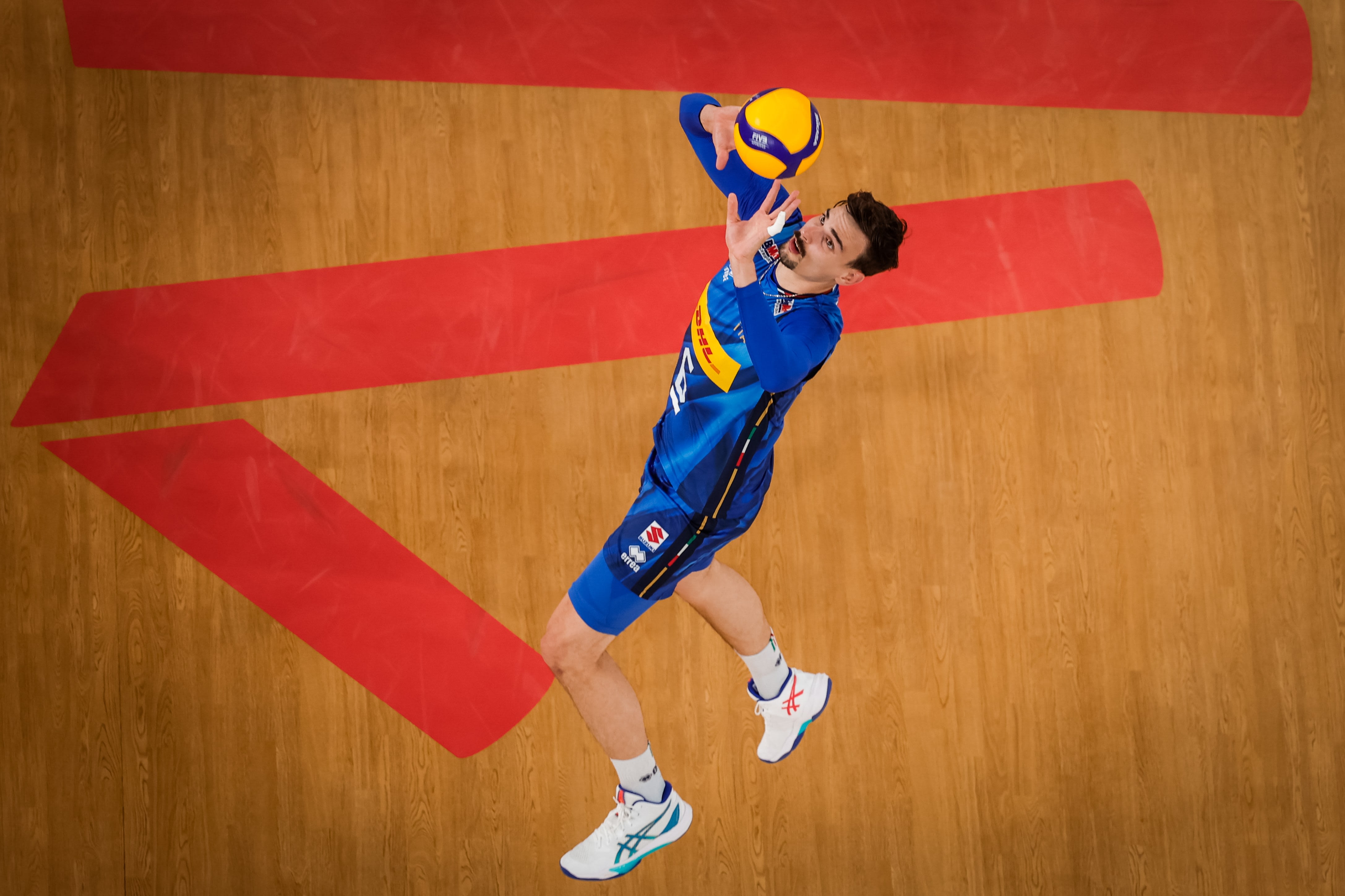Day 3: Italy start their World Championship title defense, while France ...